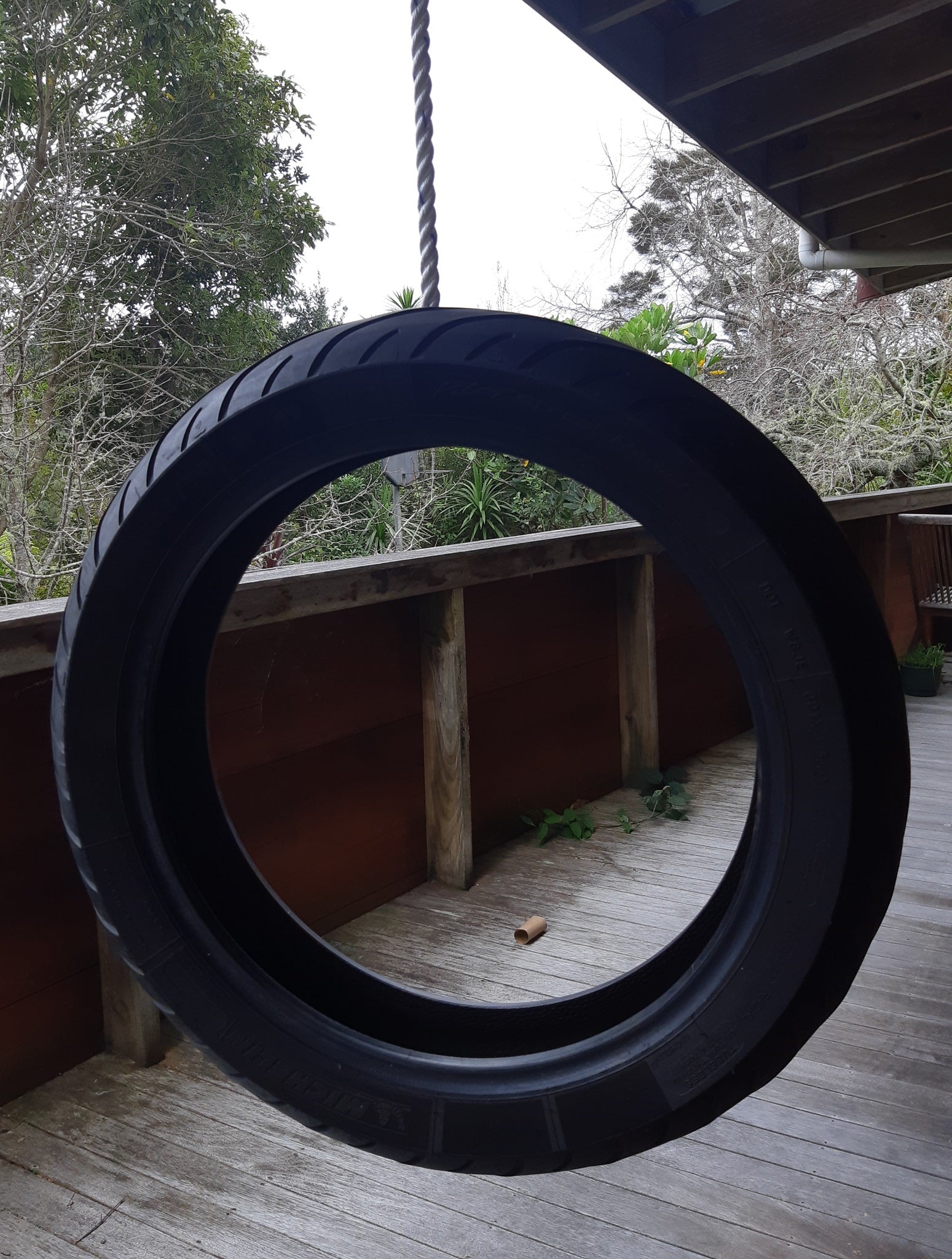 Vertical Tyre Swing – Swings and Things NZ